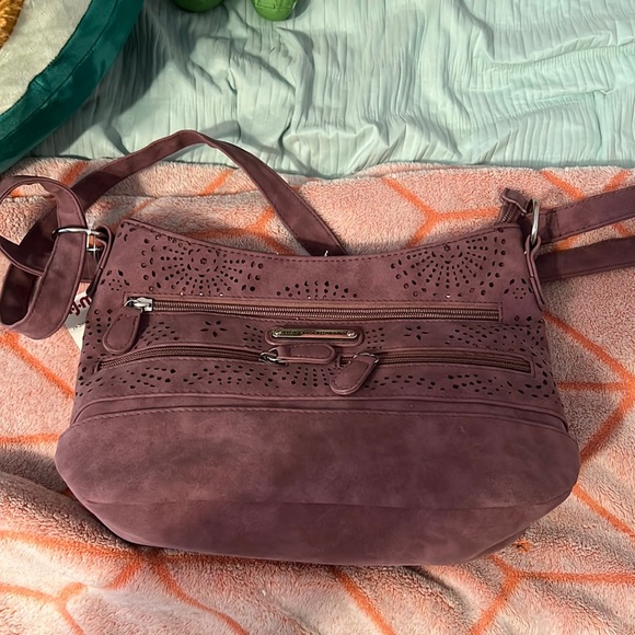 Stone Mountain Accessories | Bags | Stonemoutainusa Purse Burgundy ...